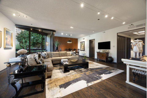 Houston's Newest Steakhouse Is a Swanky Showstopper That Channels Mexico City — Toca Madera ...